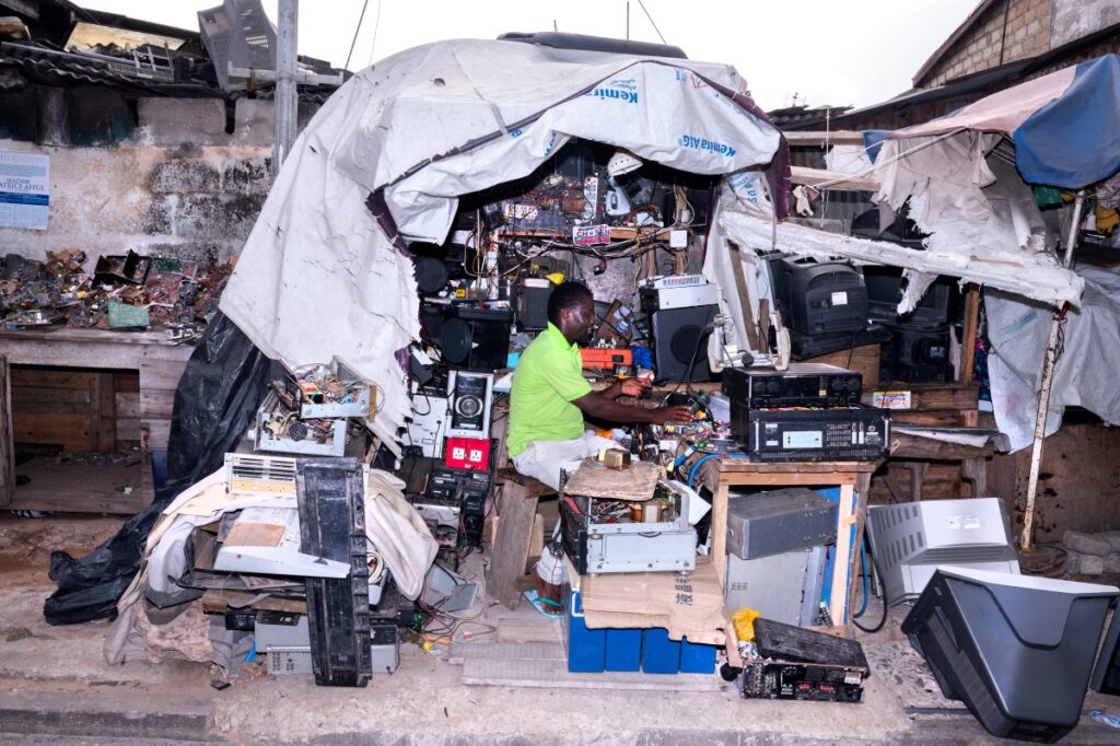 Photo essay: Tracing the secret, complex life of e-waste in Ghana ...